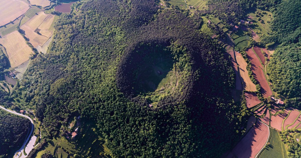 Santa Margarida volcano